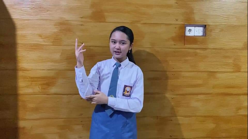 Ratu Putri Dewi, Siswi SMA Pradita Dirgantara Juarai the 24th ALSA ...