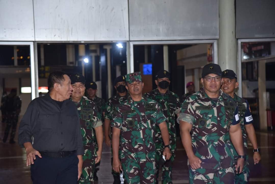 Pesawat Sriwijaya Air Dikuasai Teroris, Satgultor TNI Berhasil Tumpas ...